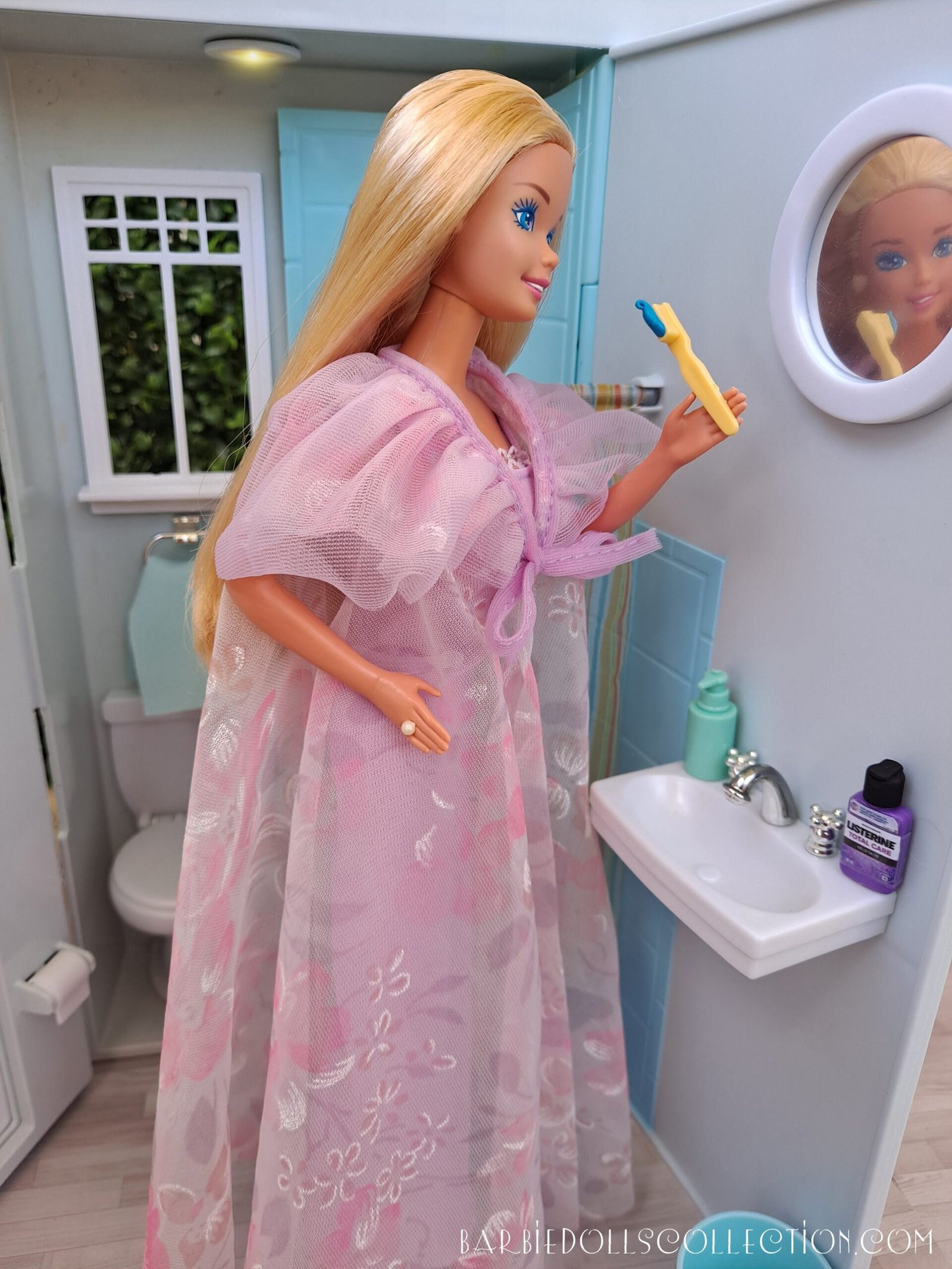 A Day at Barbie Totally Real House – Barbie Dolls Collection